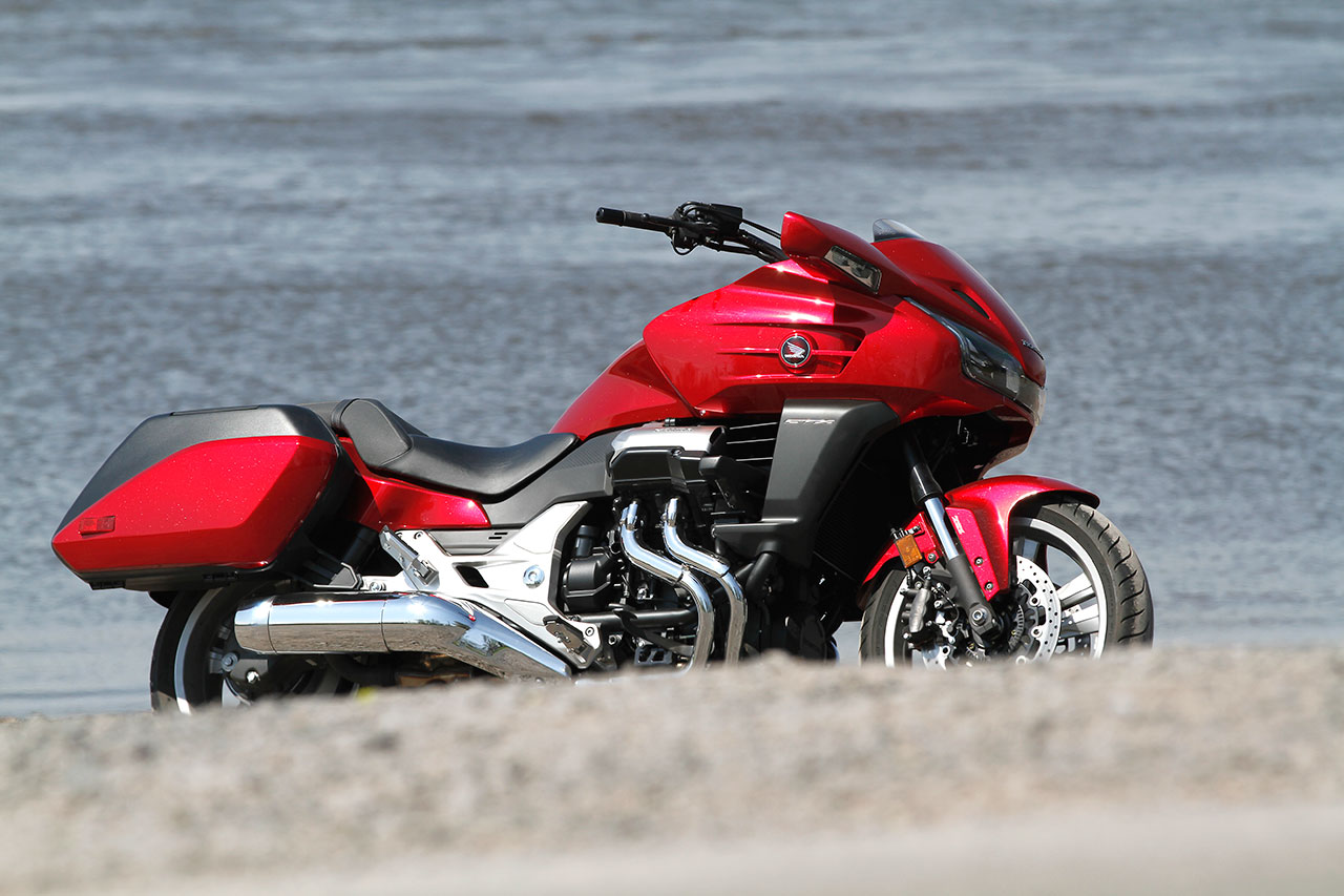 Essai Honda CTX1300 2014 - MotoPlus.ca