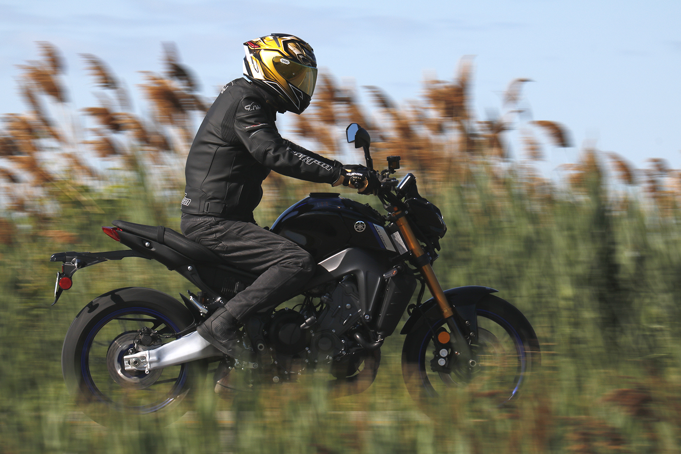 ICON Tarmac WP - MotoPlus.ca