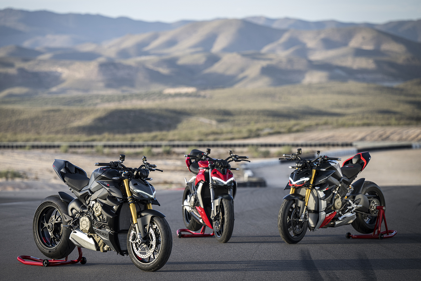 Ducati Streetfighter V4S 2023 - MotoPlus.ca