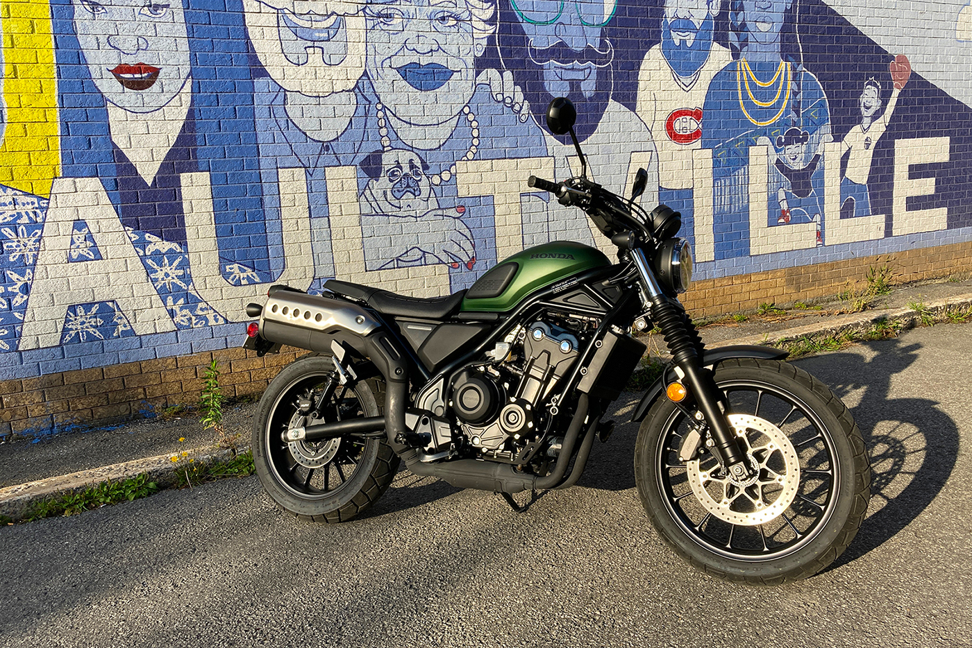 Honda SCL 500 2023 - MotoPlus.ca